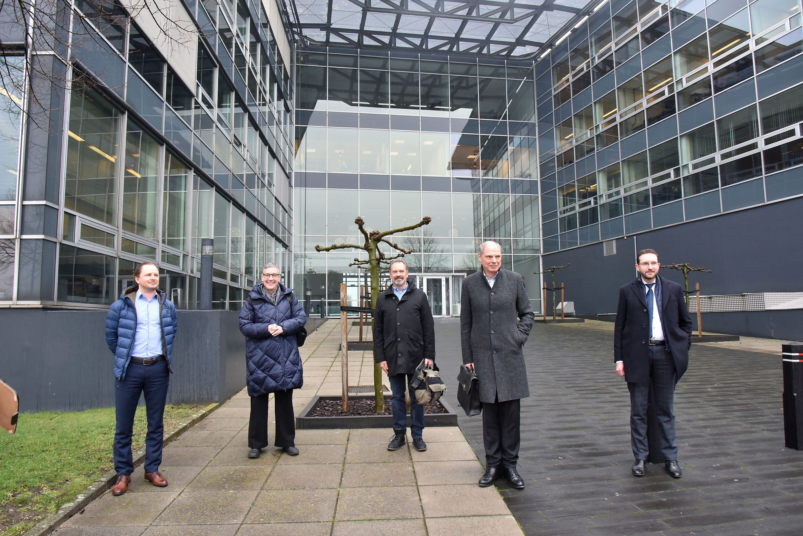 Amazon baut auf Avantis in Aachen ein neues Verteilzentrum - eifelschau.de