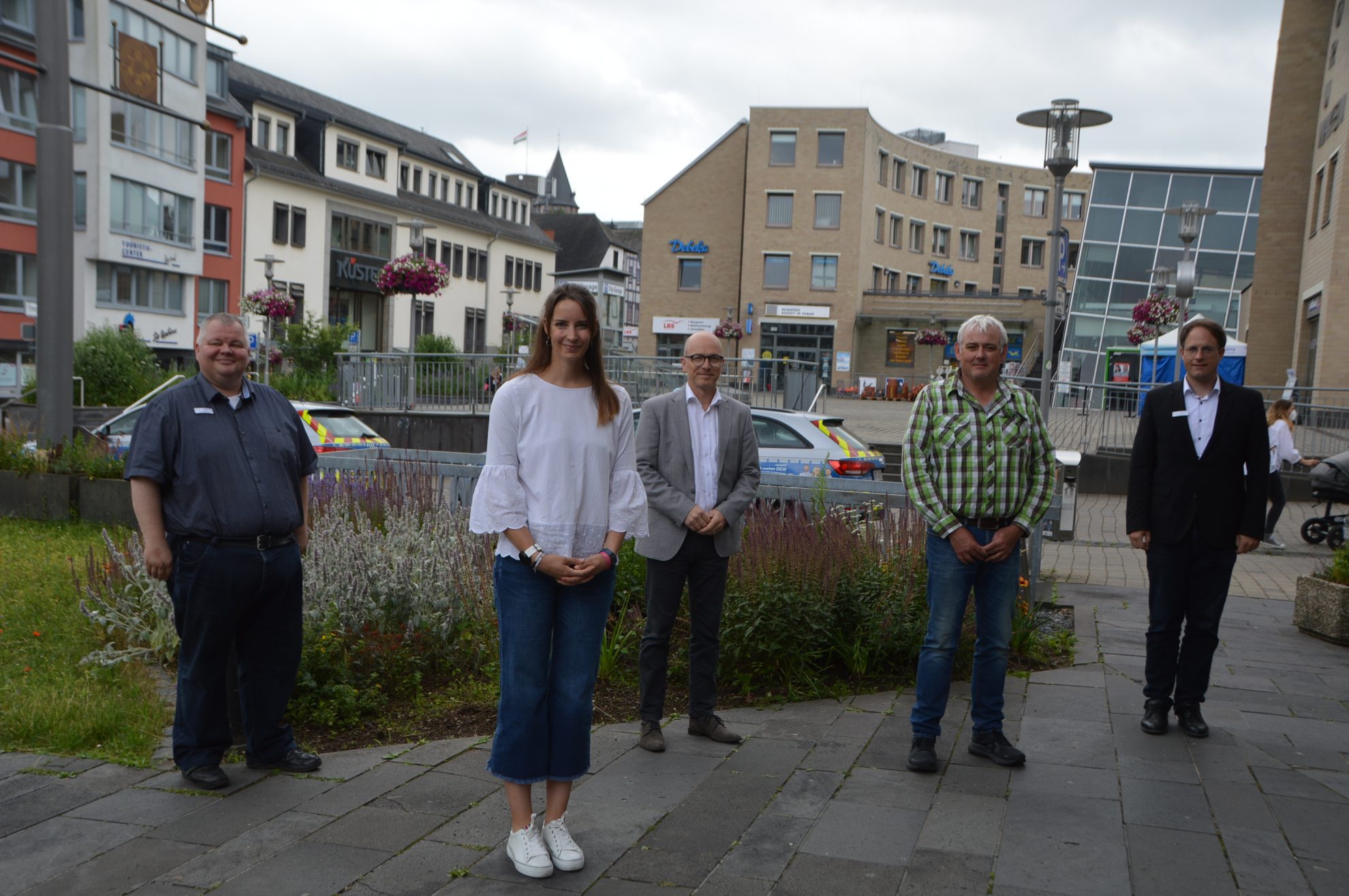 Zwei neue Mitarbeiter treten ihren Dienst bei der Stadtverwaltung Mayen ...