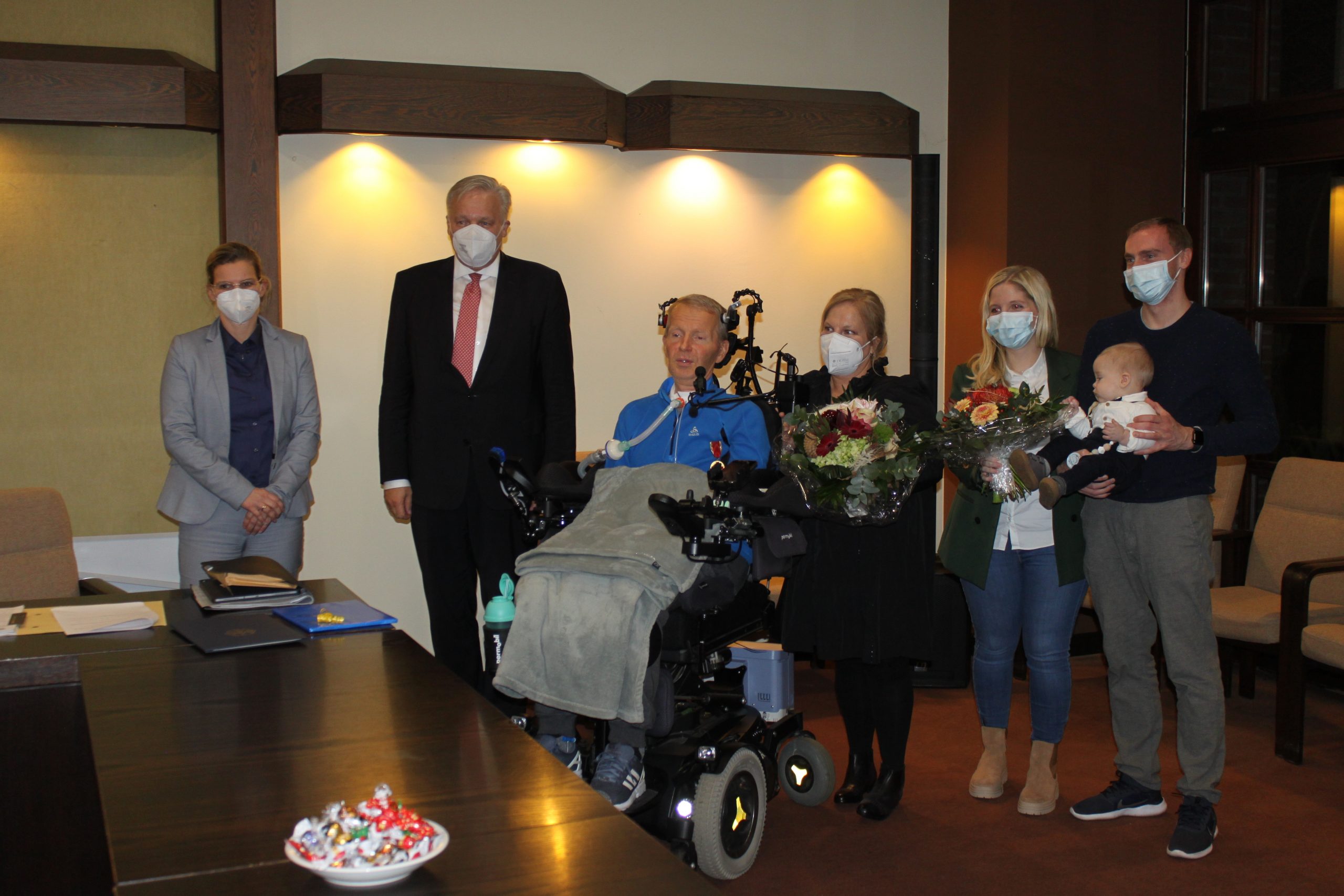 Bruno Schmidt mit Bundesverdienst-Medaille ausgezeichnet - eifelschau.de