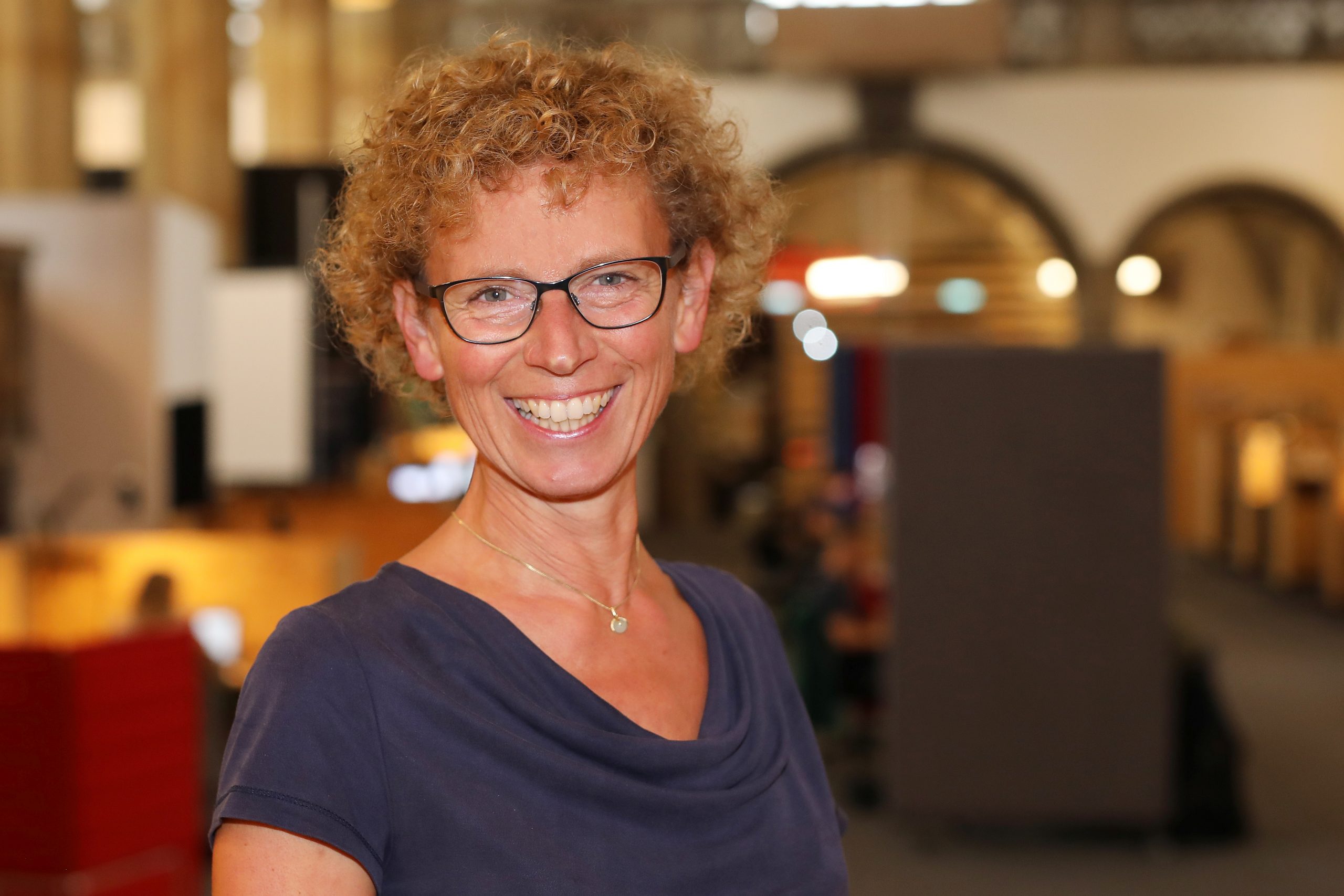 Bischöfliche Akademie Aachen - Dr. Angela Reinders wird neue Direktorin ...