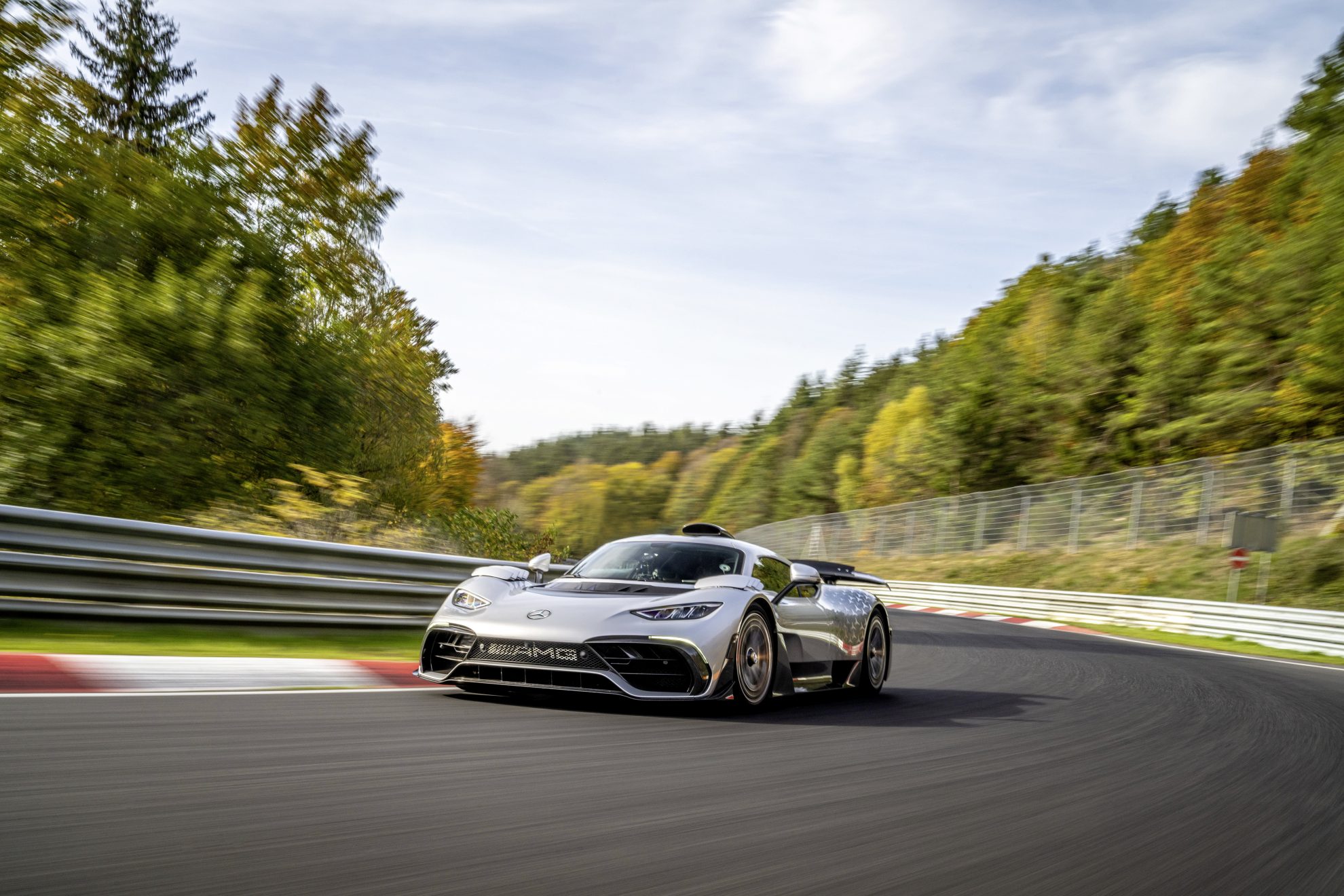 Neue Rekordzeit auf der Nordschleife - Mercedes-AMG ONE ist schnellstes ...