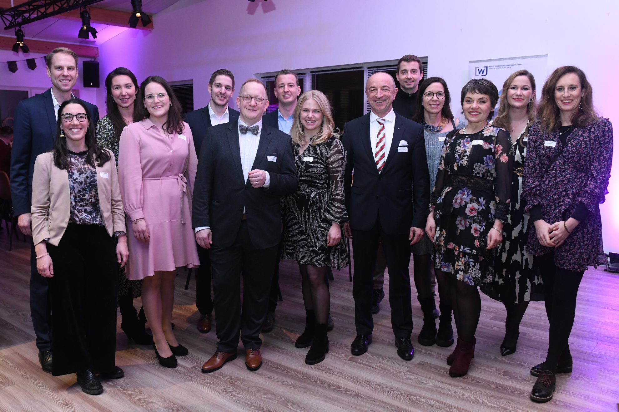 KJU Trier lud Mitglieder zur Küchenparty in die Hall of Taste in Föhren ...