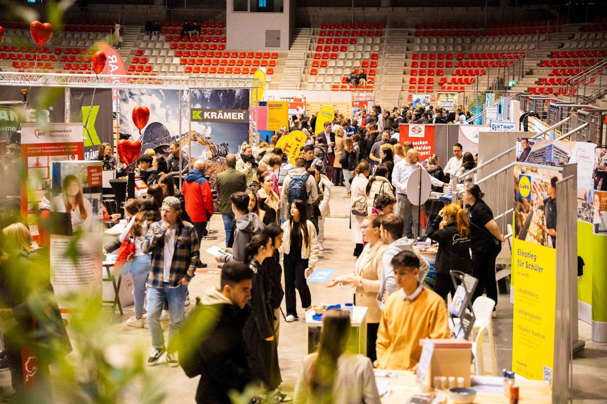 Jobmesse am Nürburgring verdoppelt Aussteller und Besucher - eifelschau.de