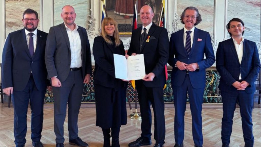 Der gebürtige Bitburger Rudolf Rinnen in Trier geehrt - eifelschau.de